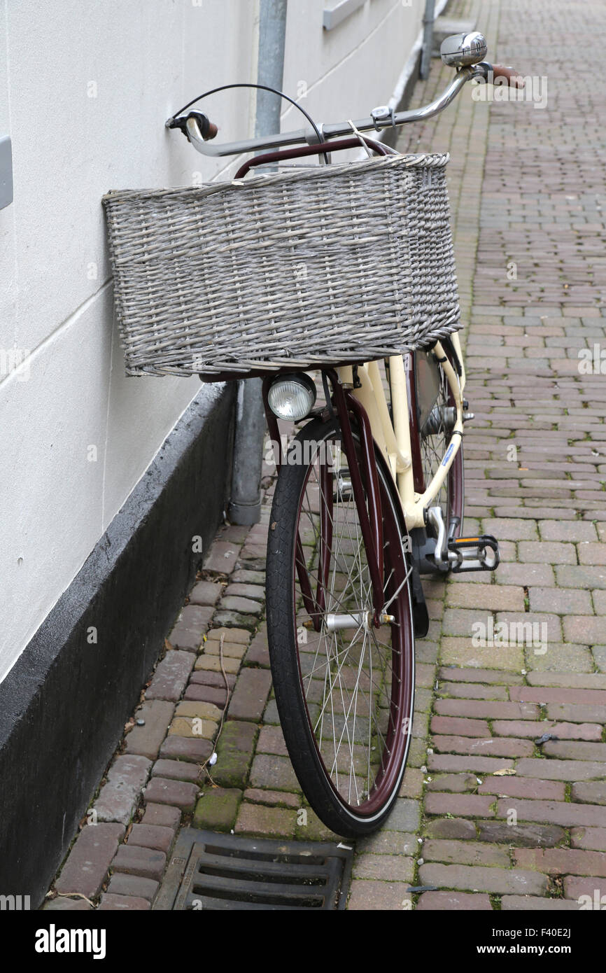 Old dutch bicycle hi-res stock photography and images - Alamy