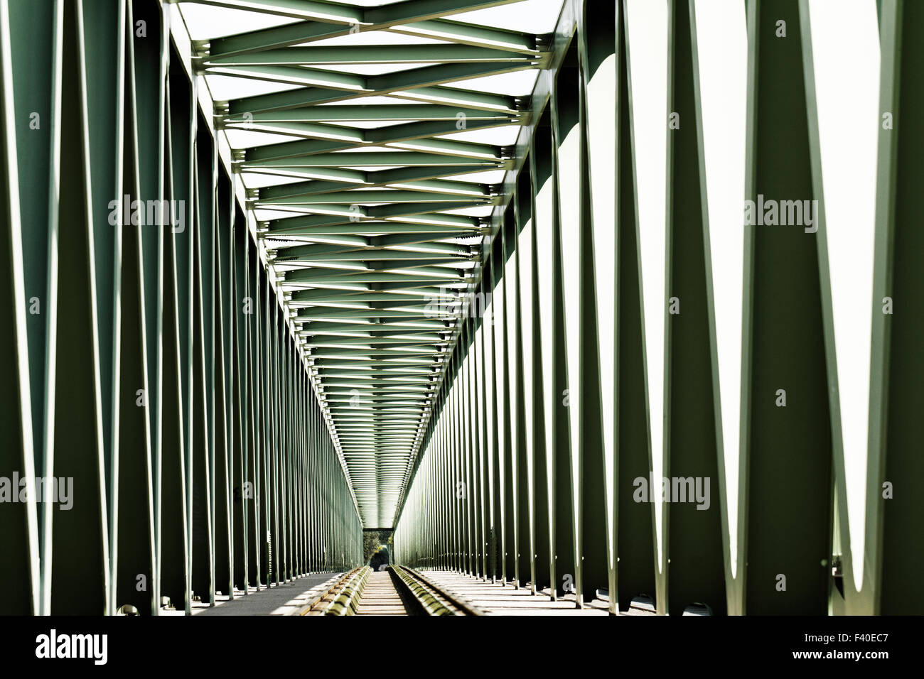 Abstract metal perspective line hi-res stock photography and images - Alamy