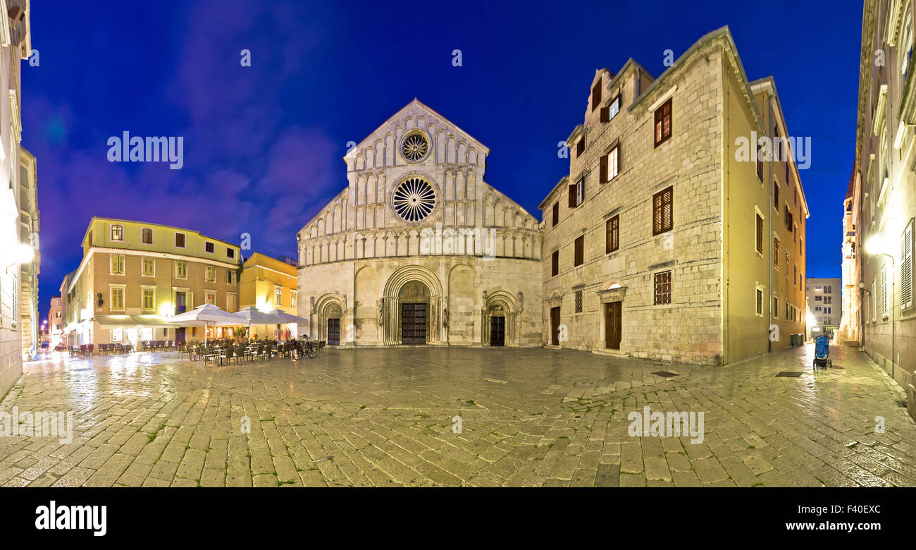 Zadar cathedral square night view Stock Photo - Alamy