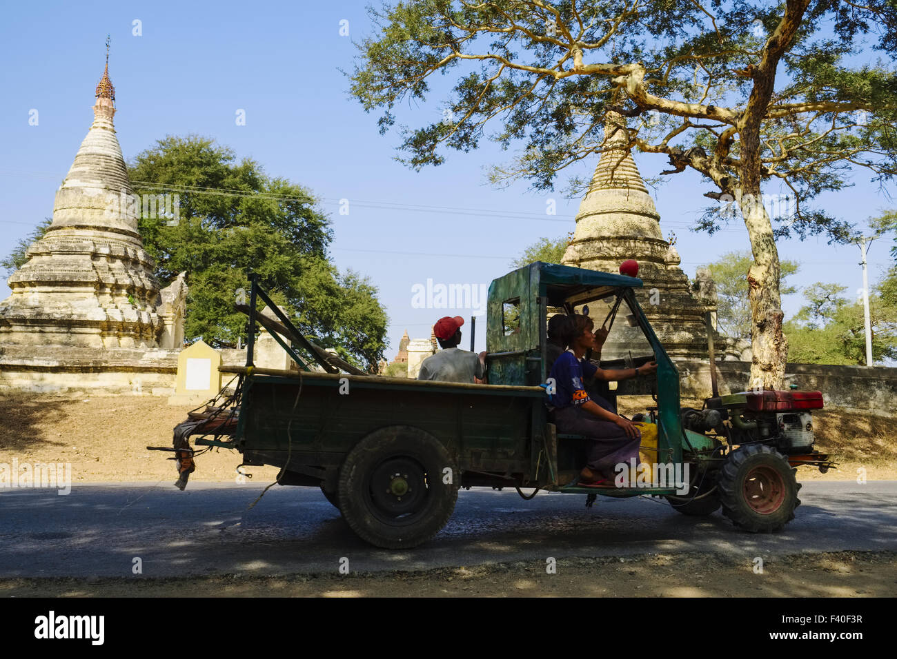 Sig truck hi-res stock photography and images - Alamy