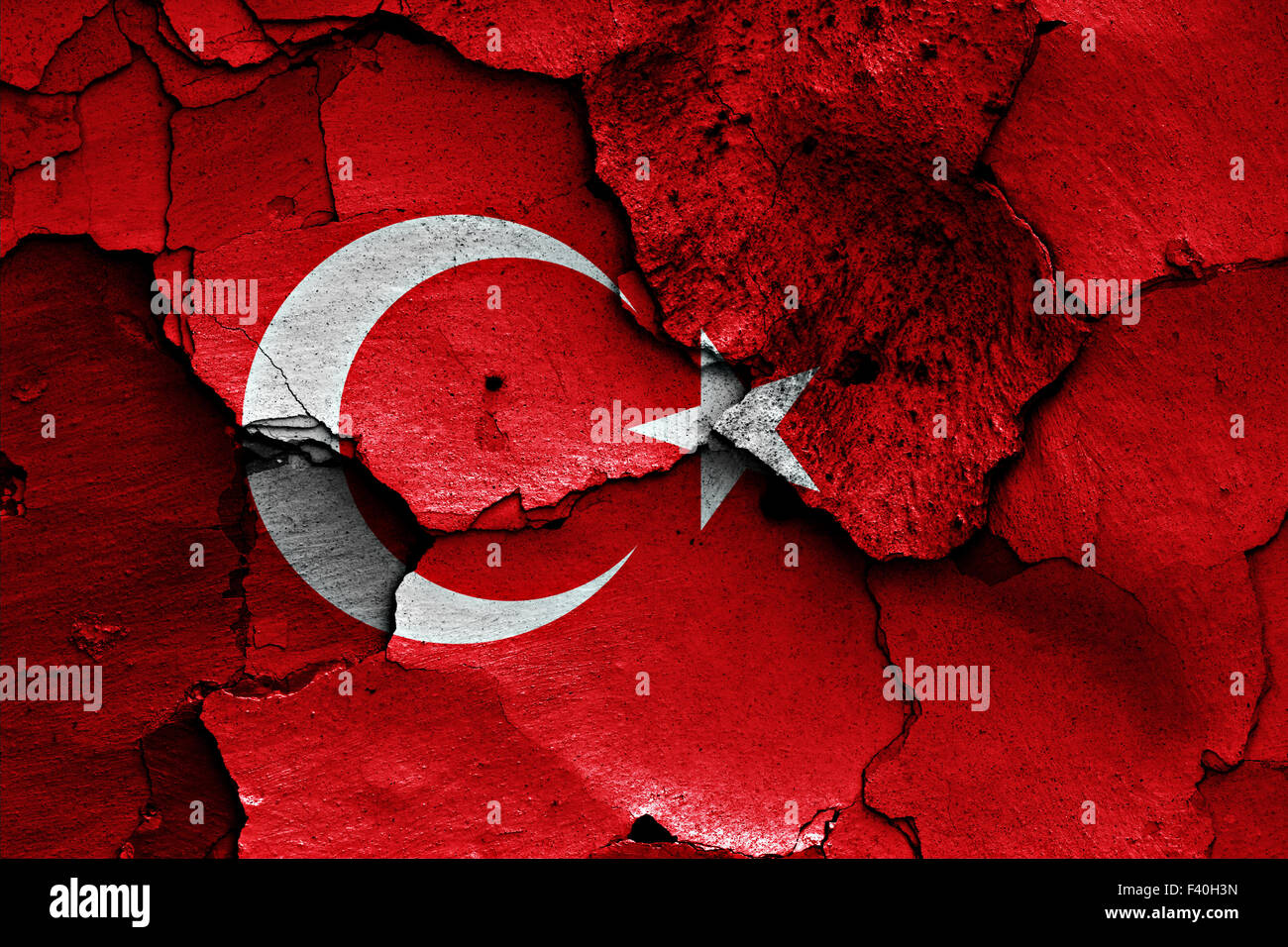 flag of Turkey painted on cracked wall Stock Photo - Alamy