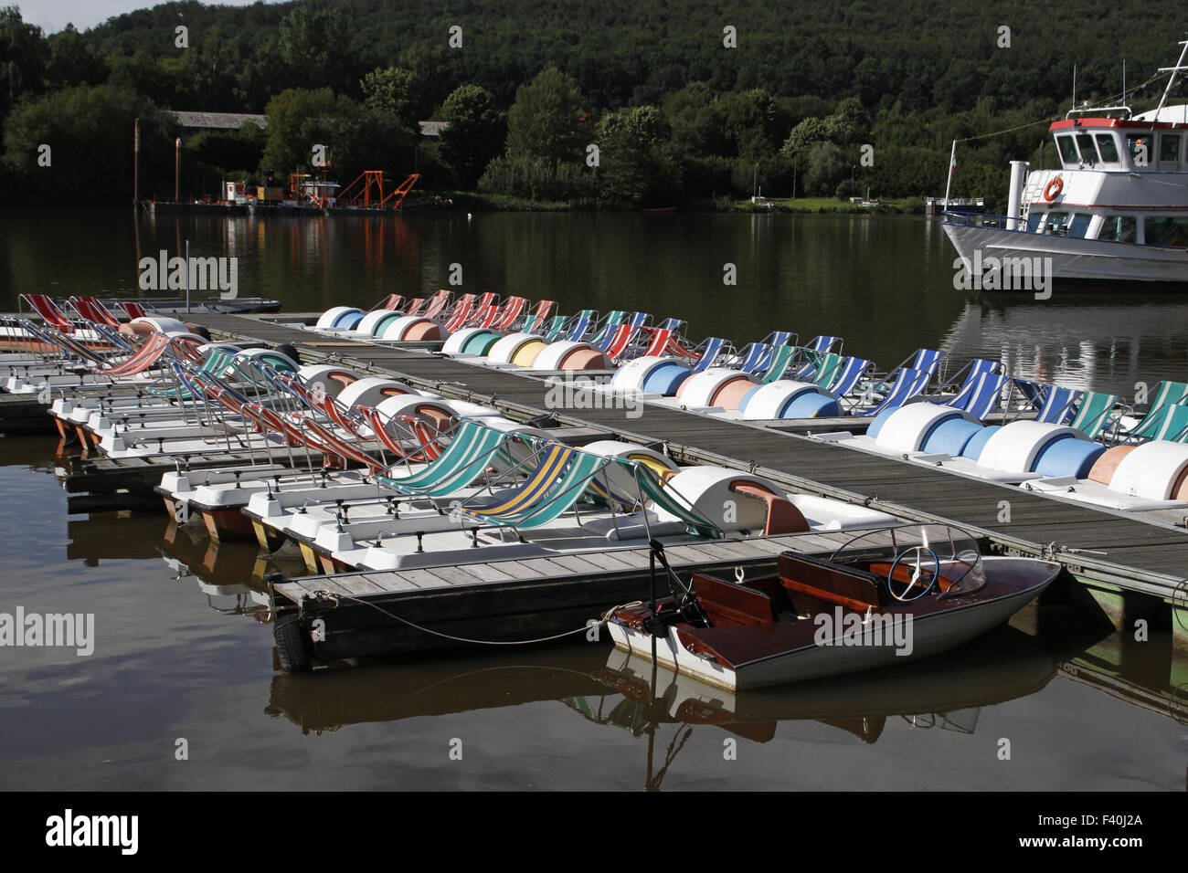 Stausee wasser hi-res stock photography and images - Alamy