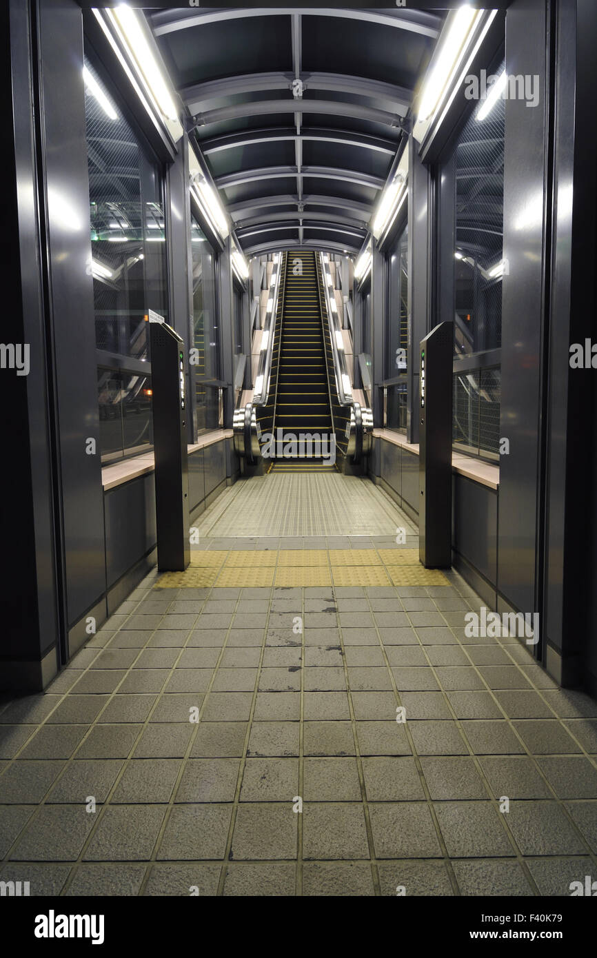 Entrance corridor hi-res stock photography and images - Alamy