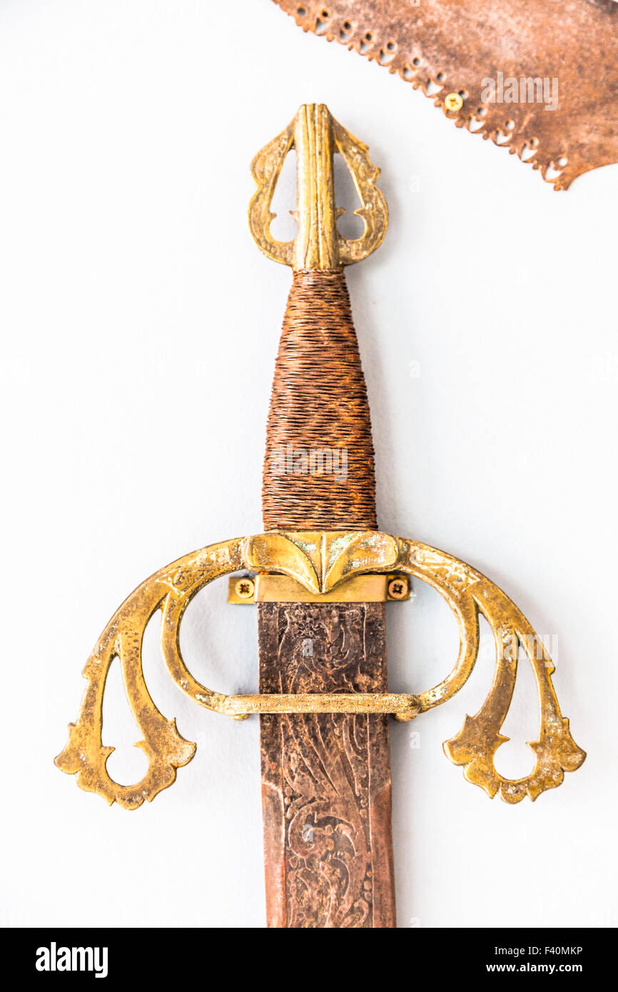 Ornate medieval armor sword hi-res stock photography and images - Alamy