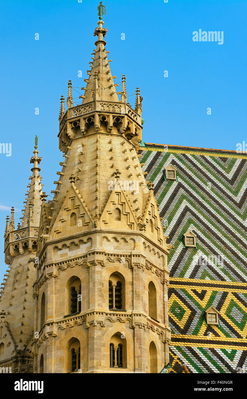 Gothic architecture features hi-res stock photography and images - Alamy