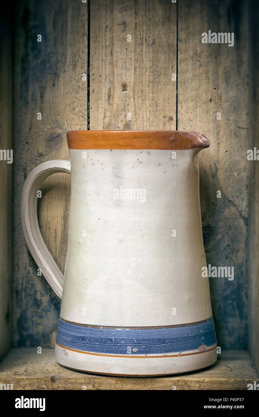 Old pottery hi-res stock photography and images - Alamy