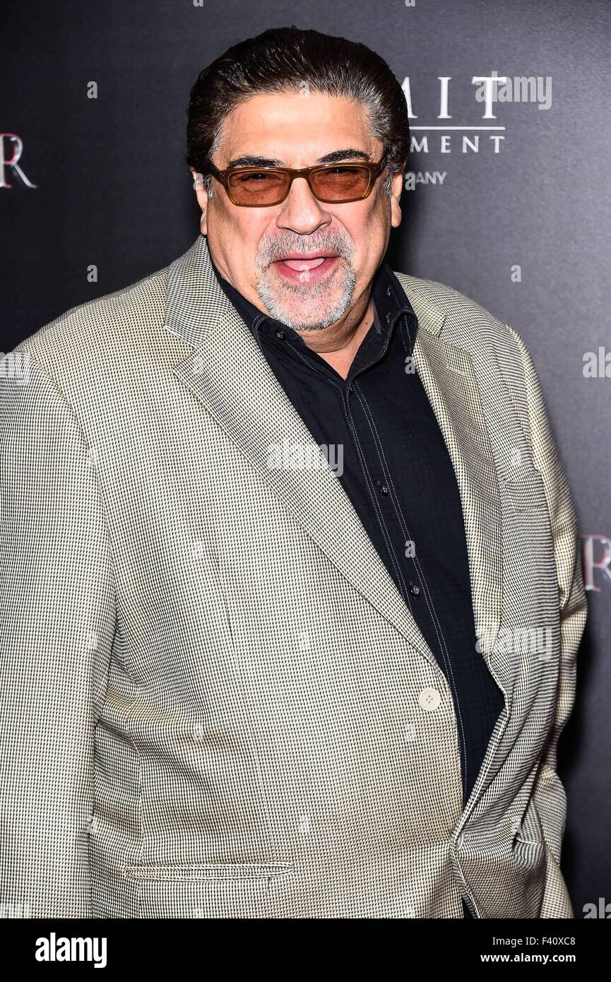 Hunter vincent hi-res stock photography and images - Alamy