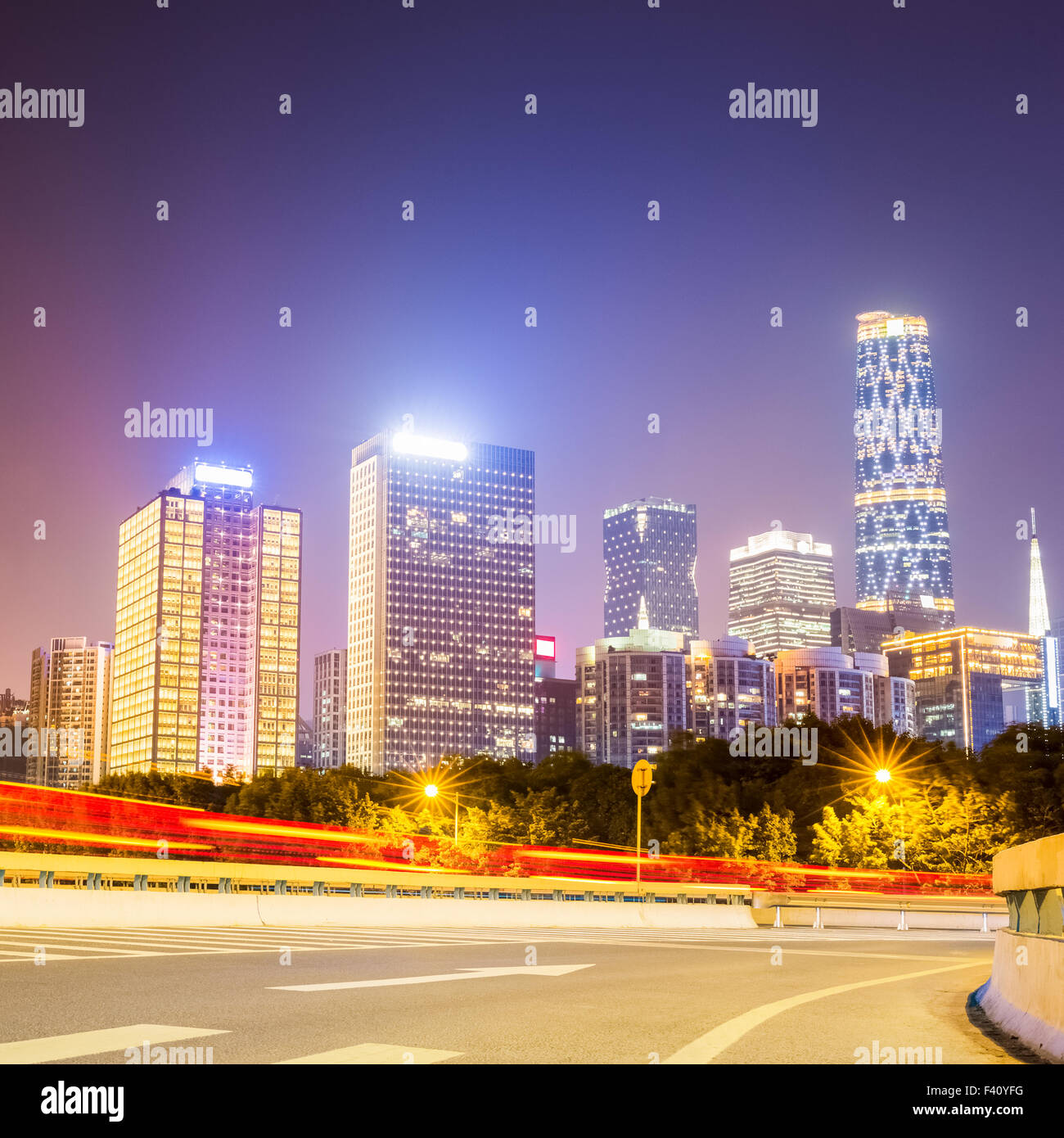 Sky and night buildings hi-res stock photography and images - Alamy