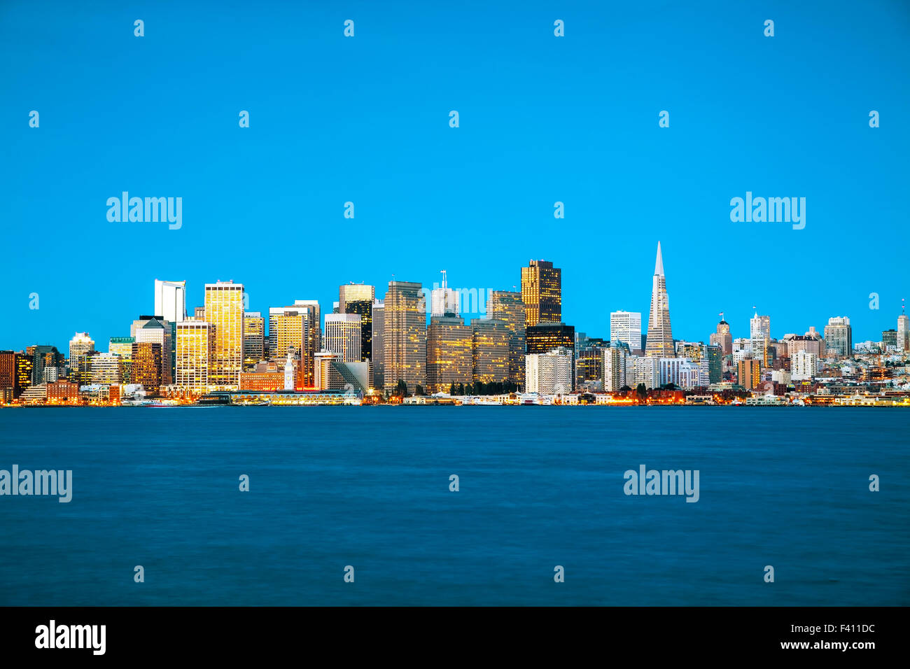 San francisco cityscape hi-res stock photography and images - Alamy
