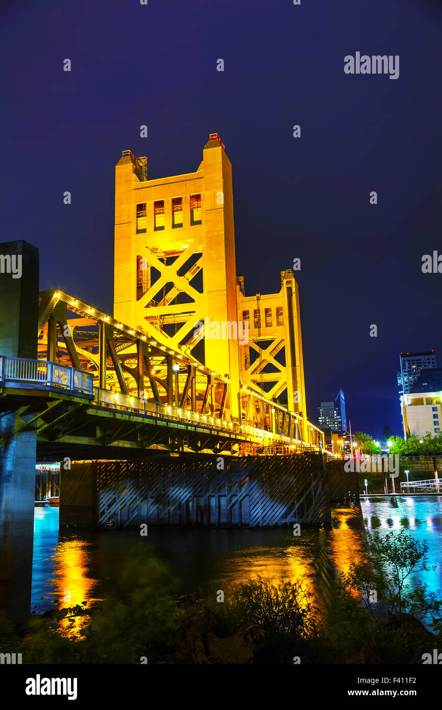 Gold golden gates gate hi-res stock photography and images - Alamy