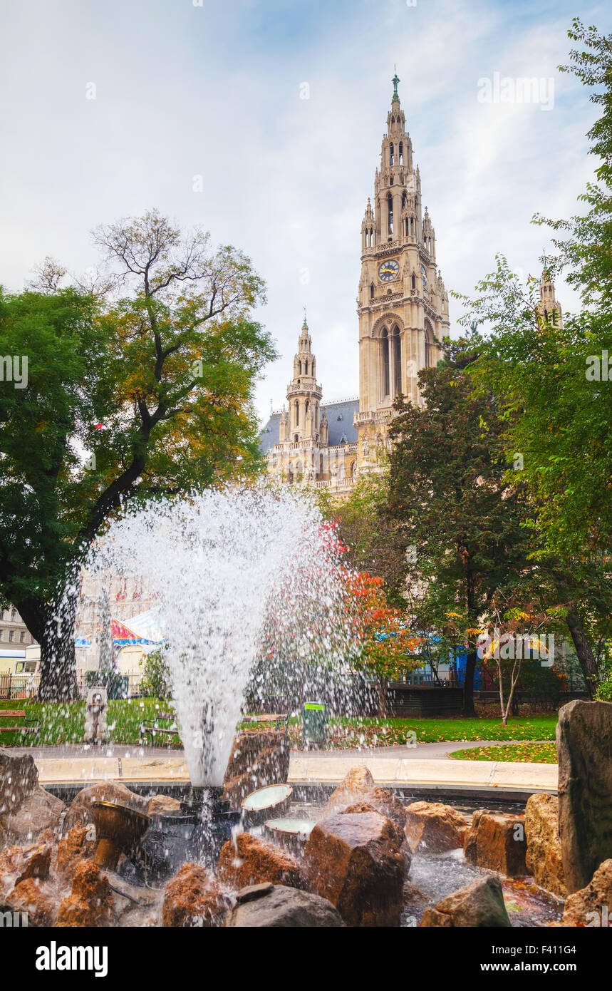 Fountain near Rathaus (Cityhall) in Vienna Stock Photo - Alamy