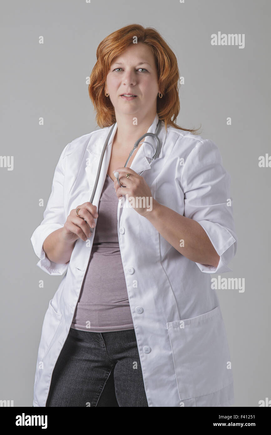 Female cleavage hi-res stock photography and images - Alamy