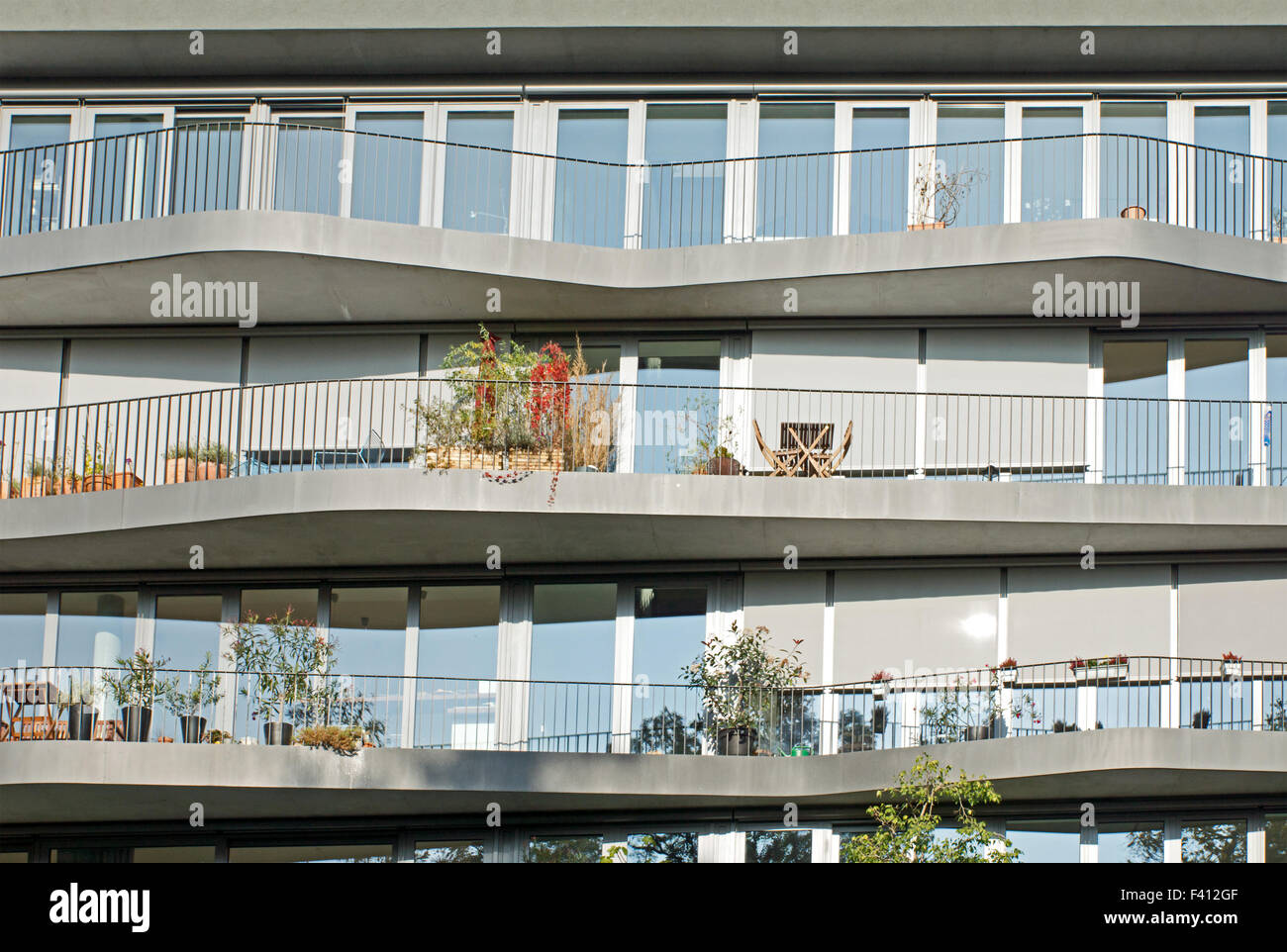 Curved balconies of apartments hi-res stock photography and images - Alamy