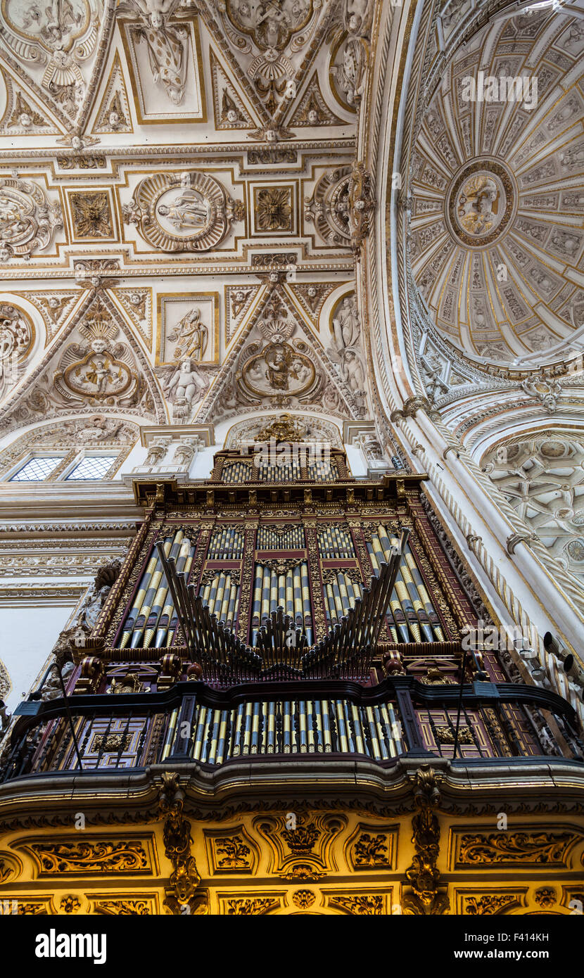 Church audio design hi-res stock photography and images - Alamy