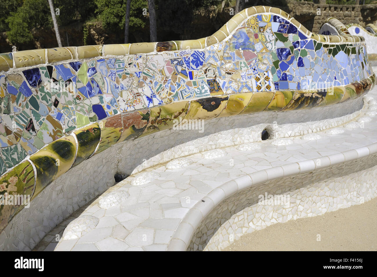 Mosaic bench hi-res stock photography and images - Alamy