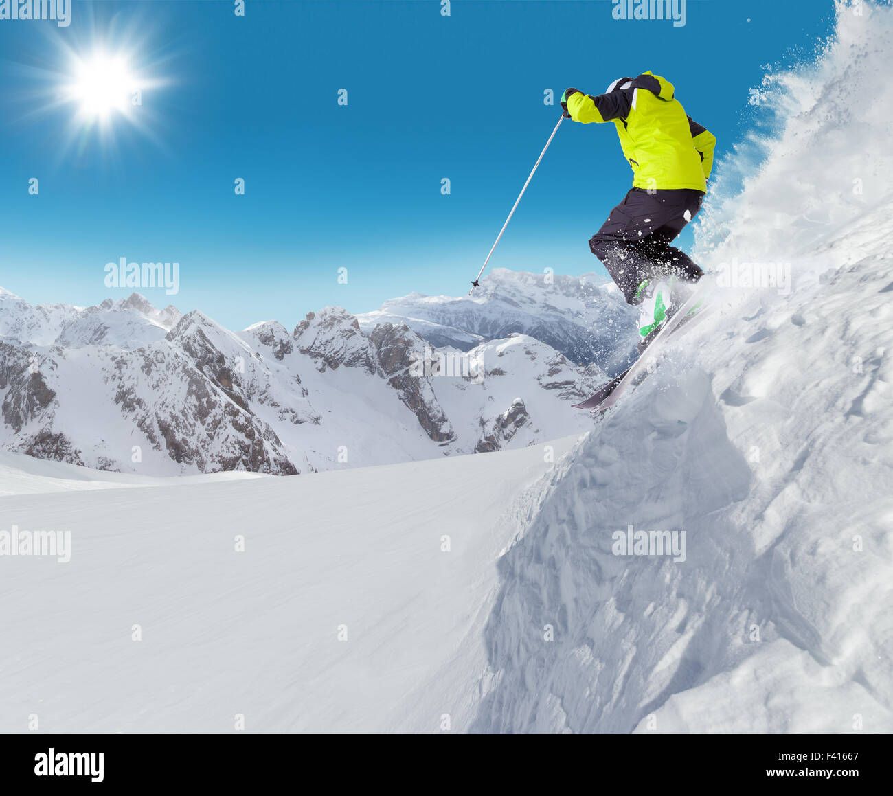 Skier snow hi-res stock photography and images - Alamy