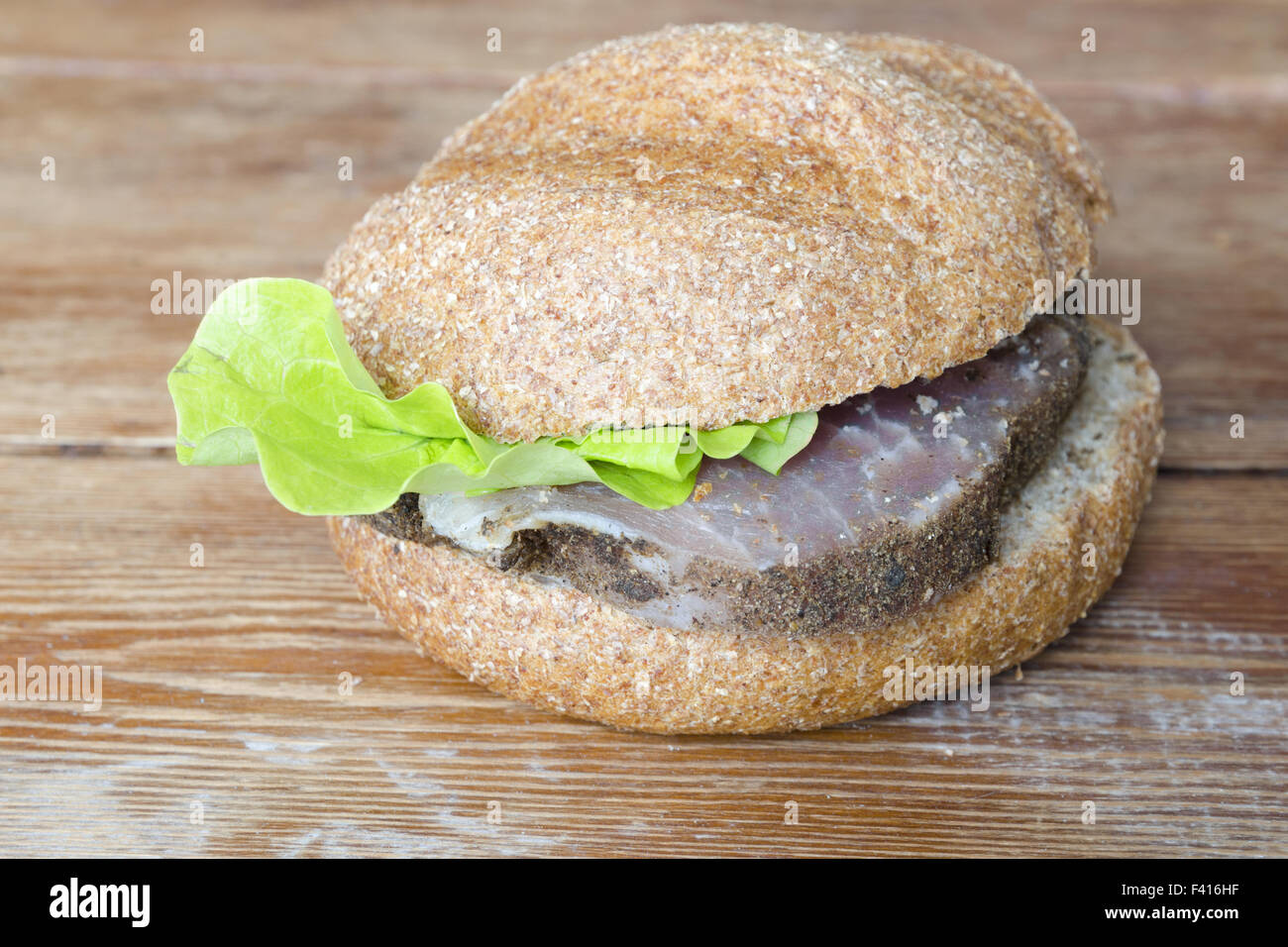 burger on wood Stock Photo - Alamy