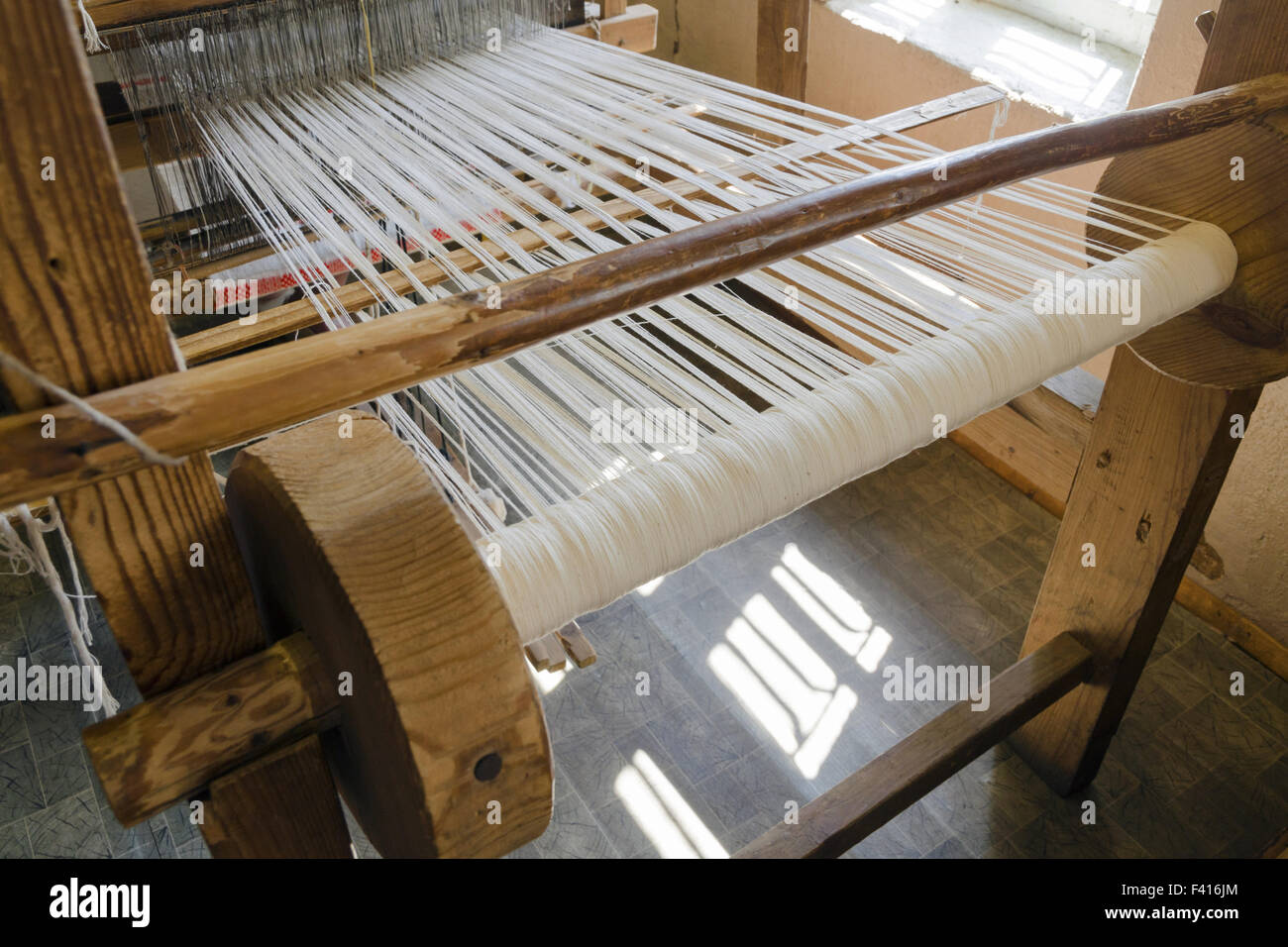 Vintage loom hi-res stock photography and images - Alamy