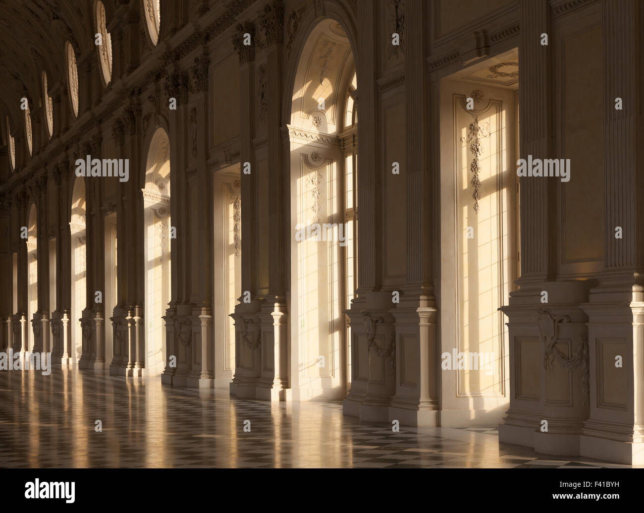 Luxury palace interior Stock Photo - Alamy