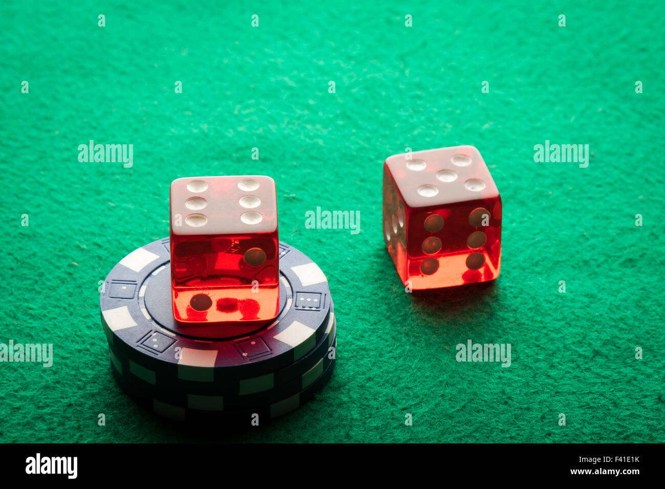 Two dice stack red hi-res stock photography and images - Alamy