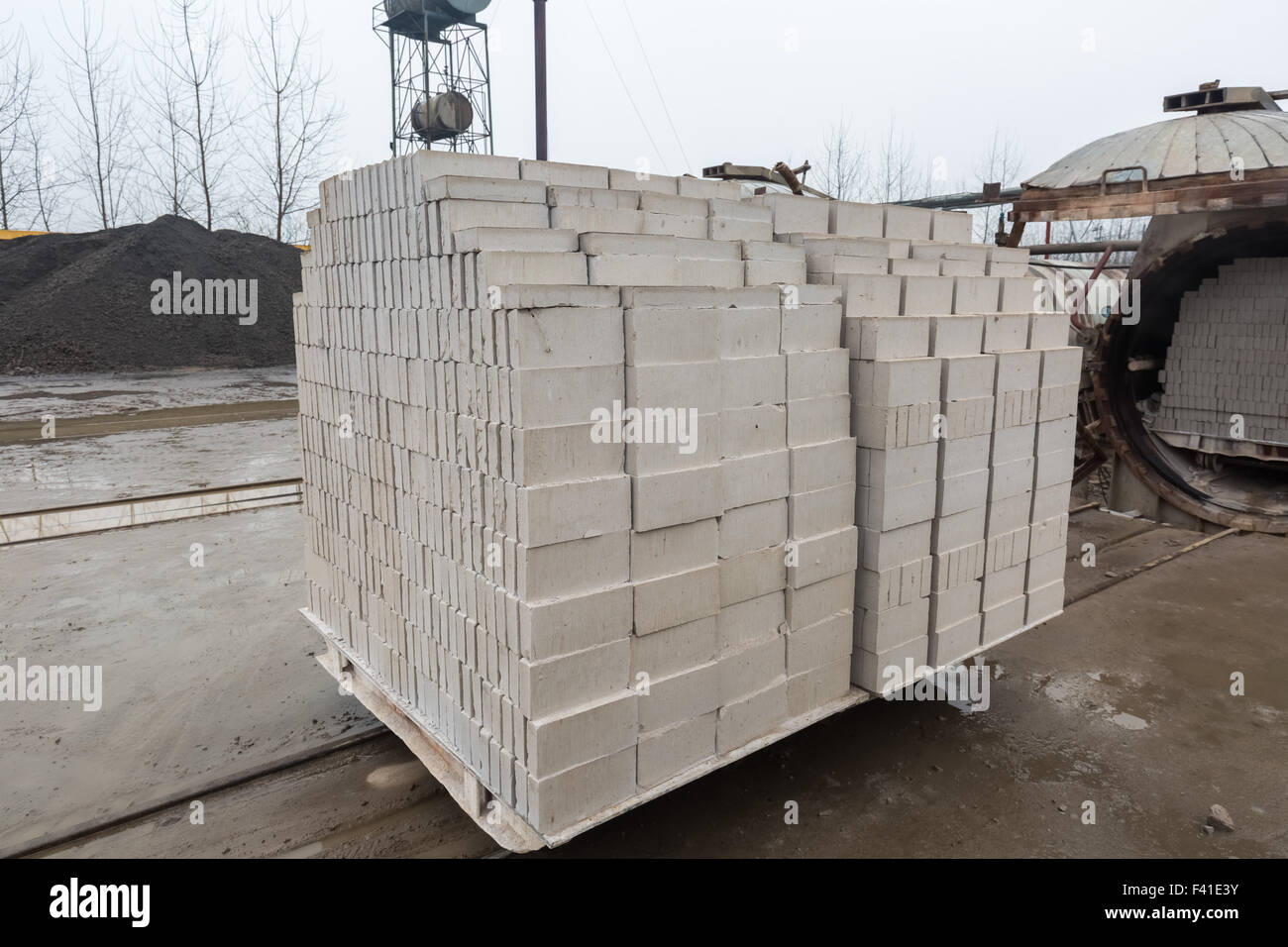 autoclaved aerated concrete block Stock Photo - Alamy