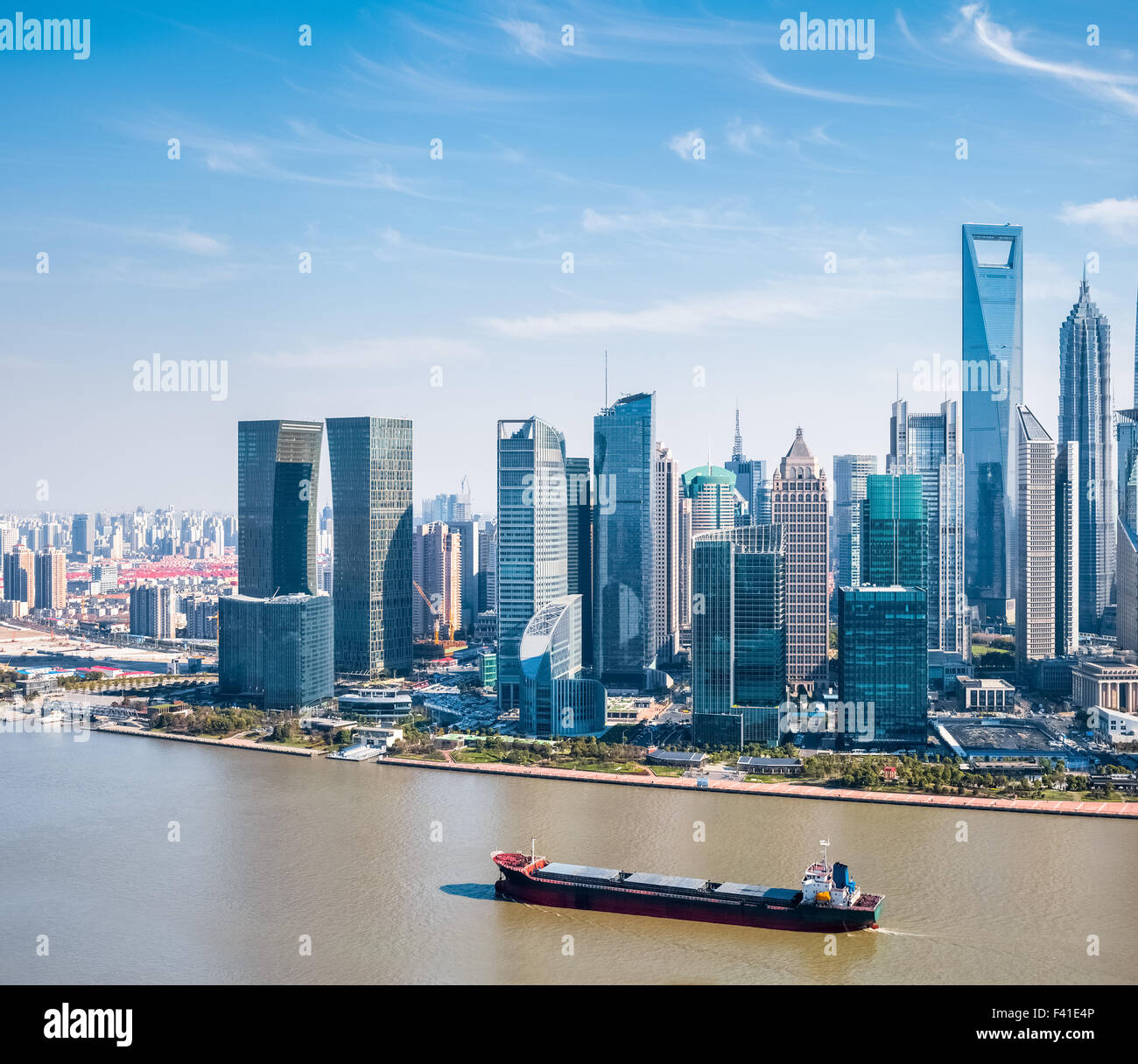 Shanghai international building hi-res stock photography and images - Alamy