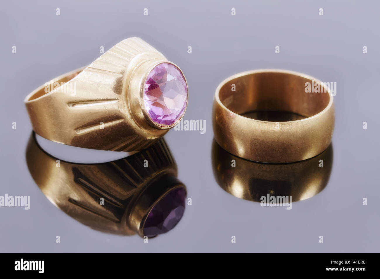 Gold rings hi-res stock photography and images - Alamy