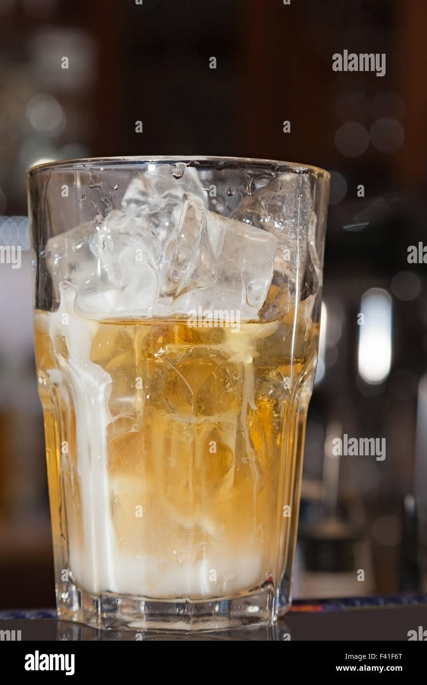 Alcohol on bar hi-res stock photography and images - Alamy