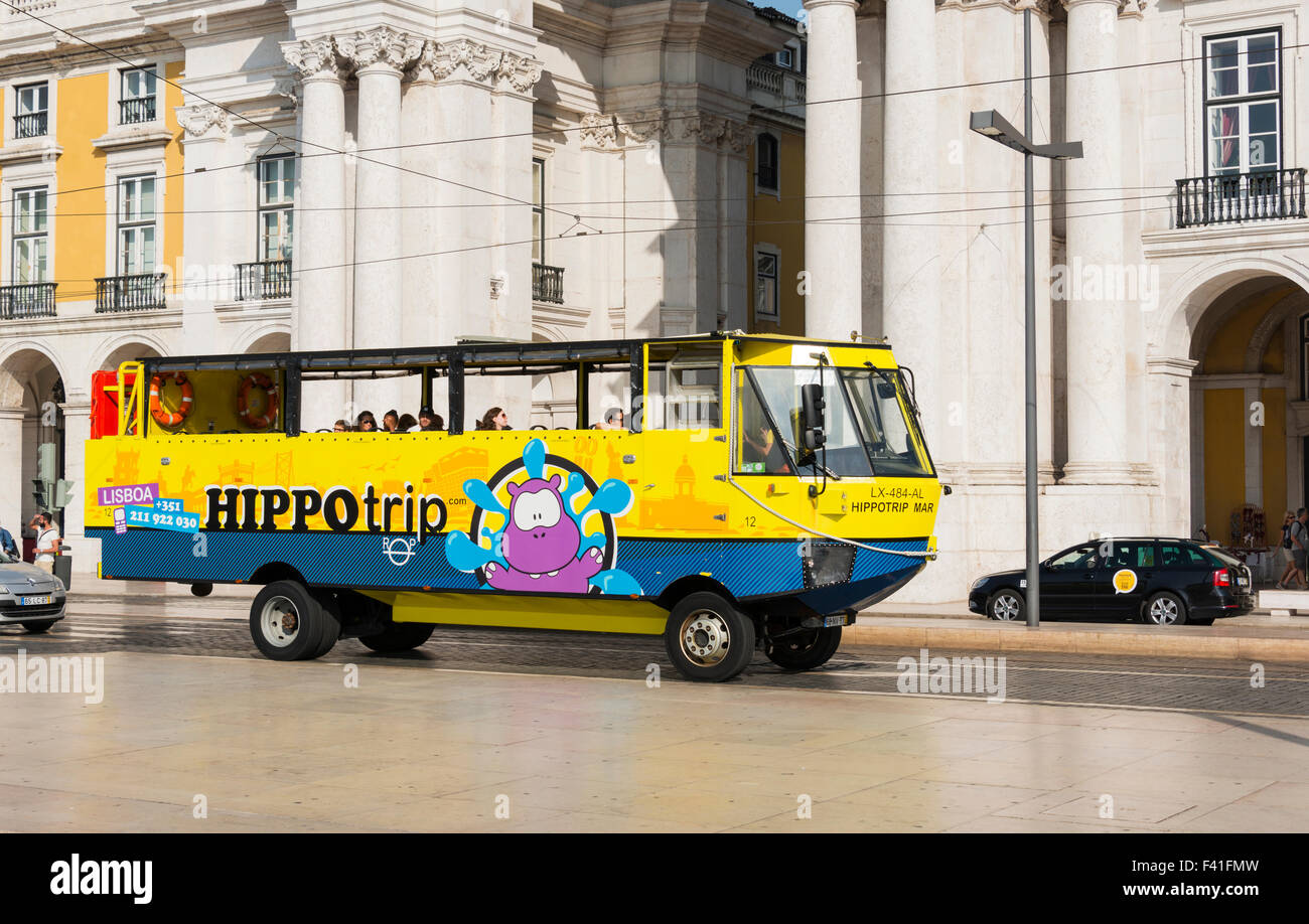Amphibian bus hi-res stock photography and images - Alamy