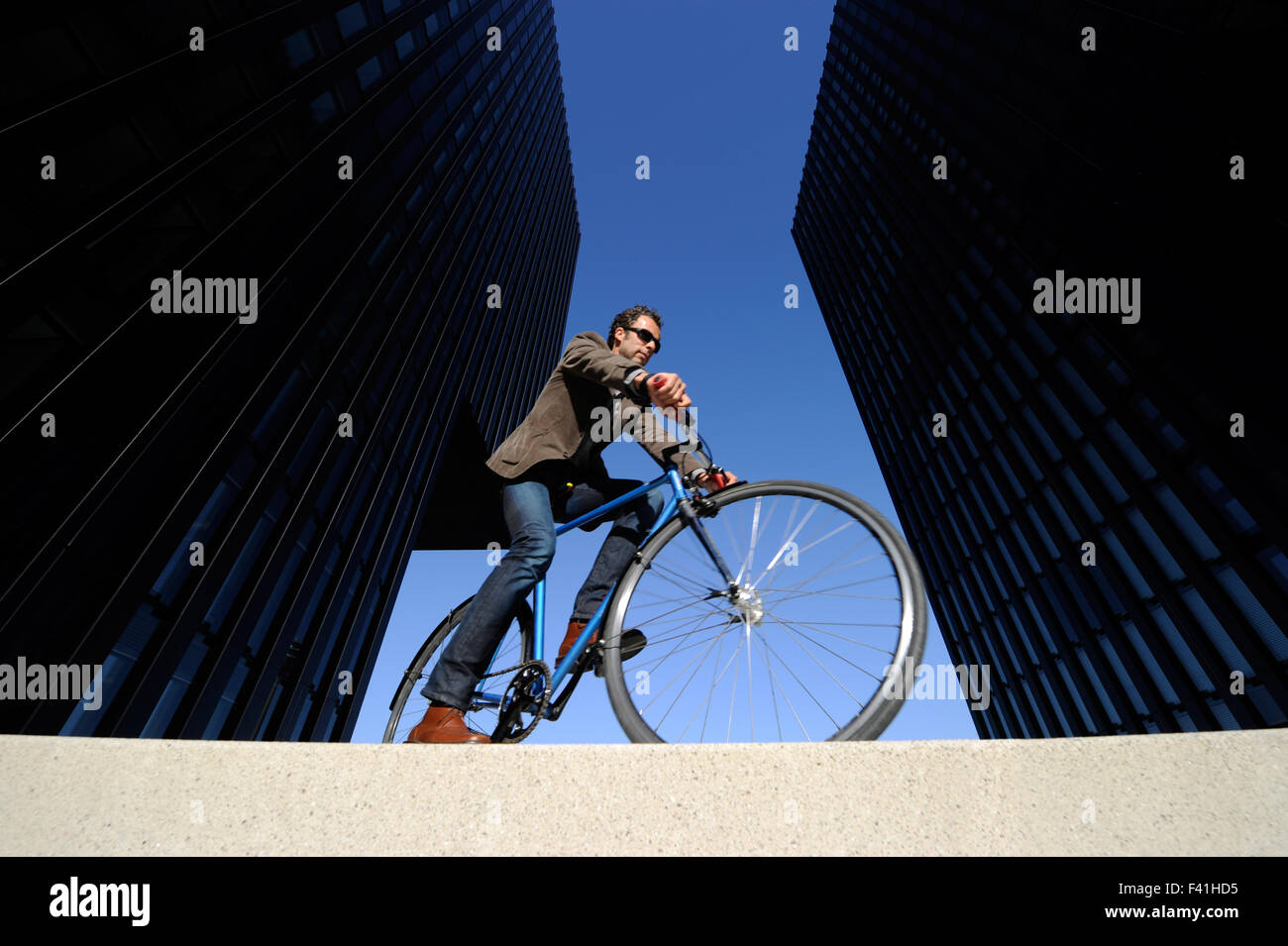 Work man cyclist hi-res stock photography and images - Alamy
