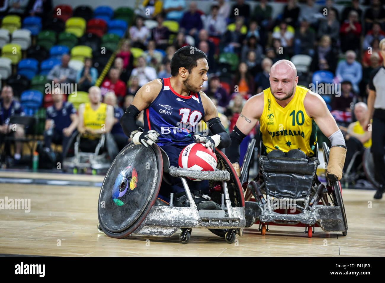 Sportswoman wheelchair team hi-res stock photography and images - Alamy