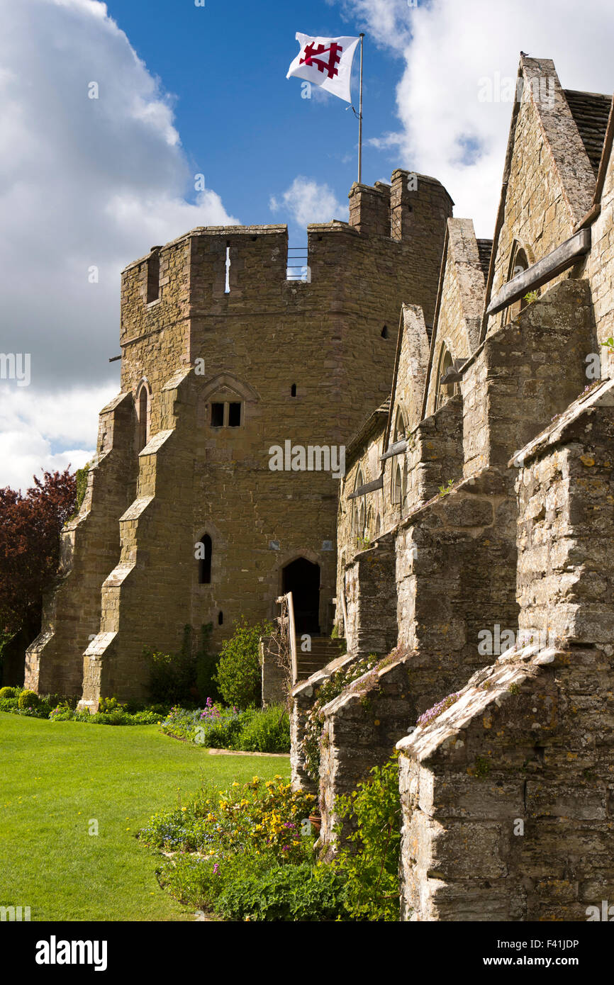 Merchant england 13th century hi-res stock photography and images - Alamy