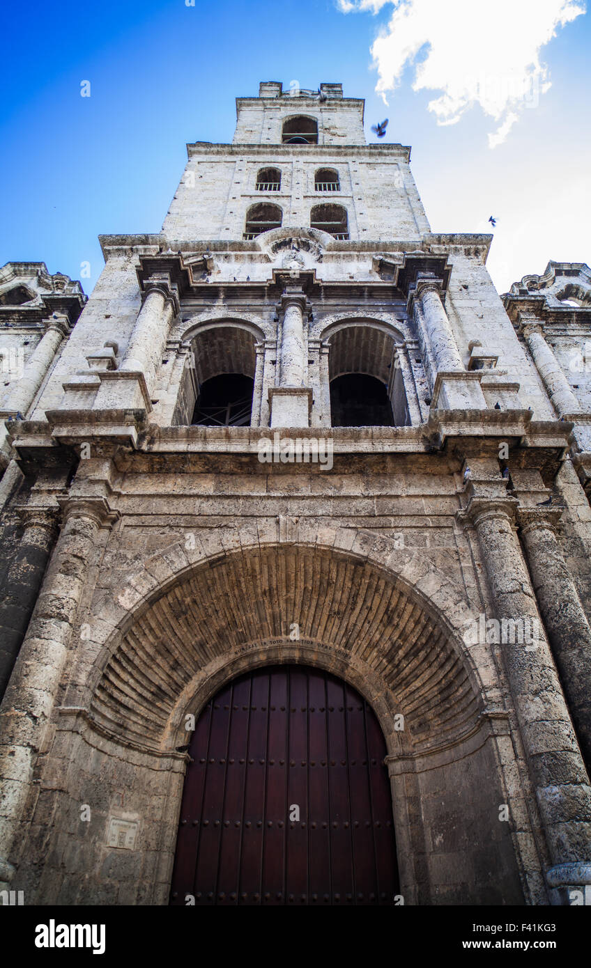 Caribbean Cuba Havana church Stock Photo - Alamy