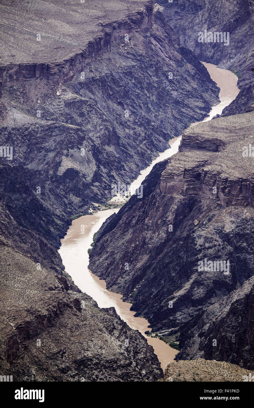 Colorado river grand canyon purple hi-res stock photography and images ...