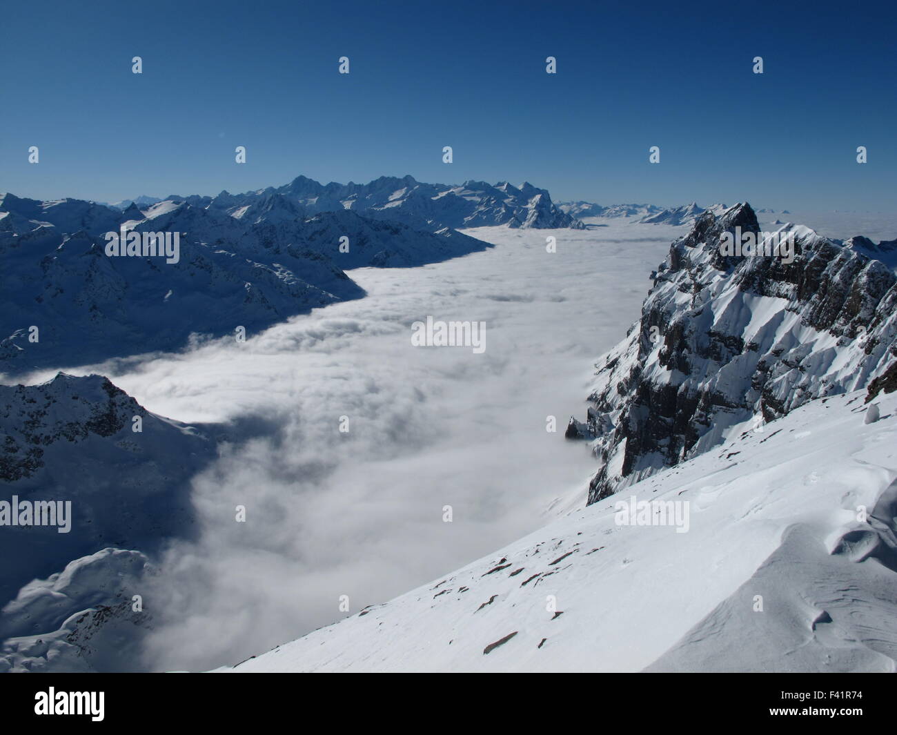 View from above side hi-res stock photography and images - Alamy