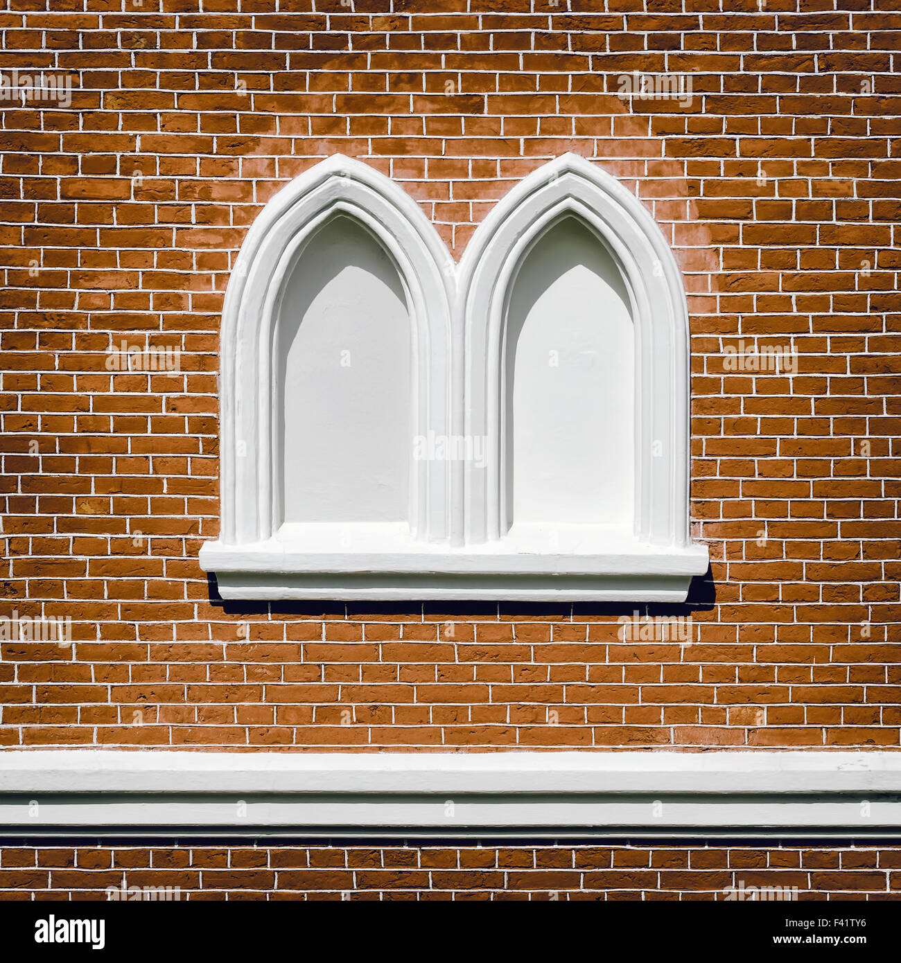 Bricked up windows hi-res stock photography and images - Alamy