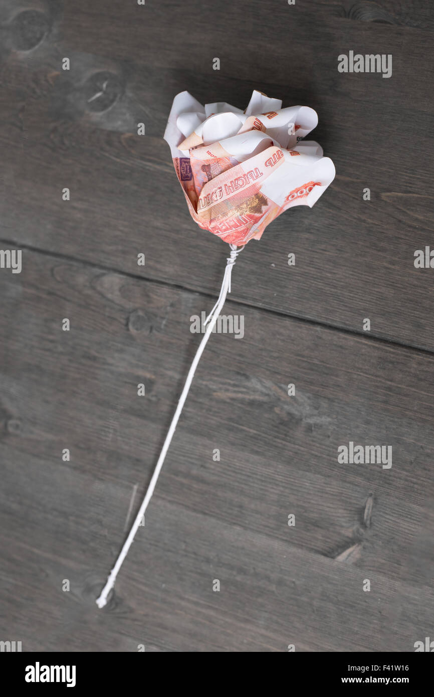 Flower of banknotes Stock Photo - Alamy