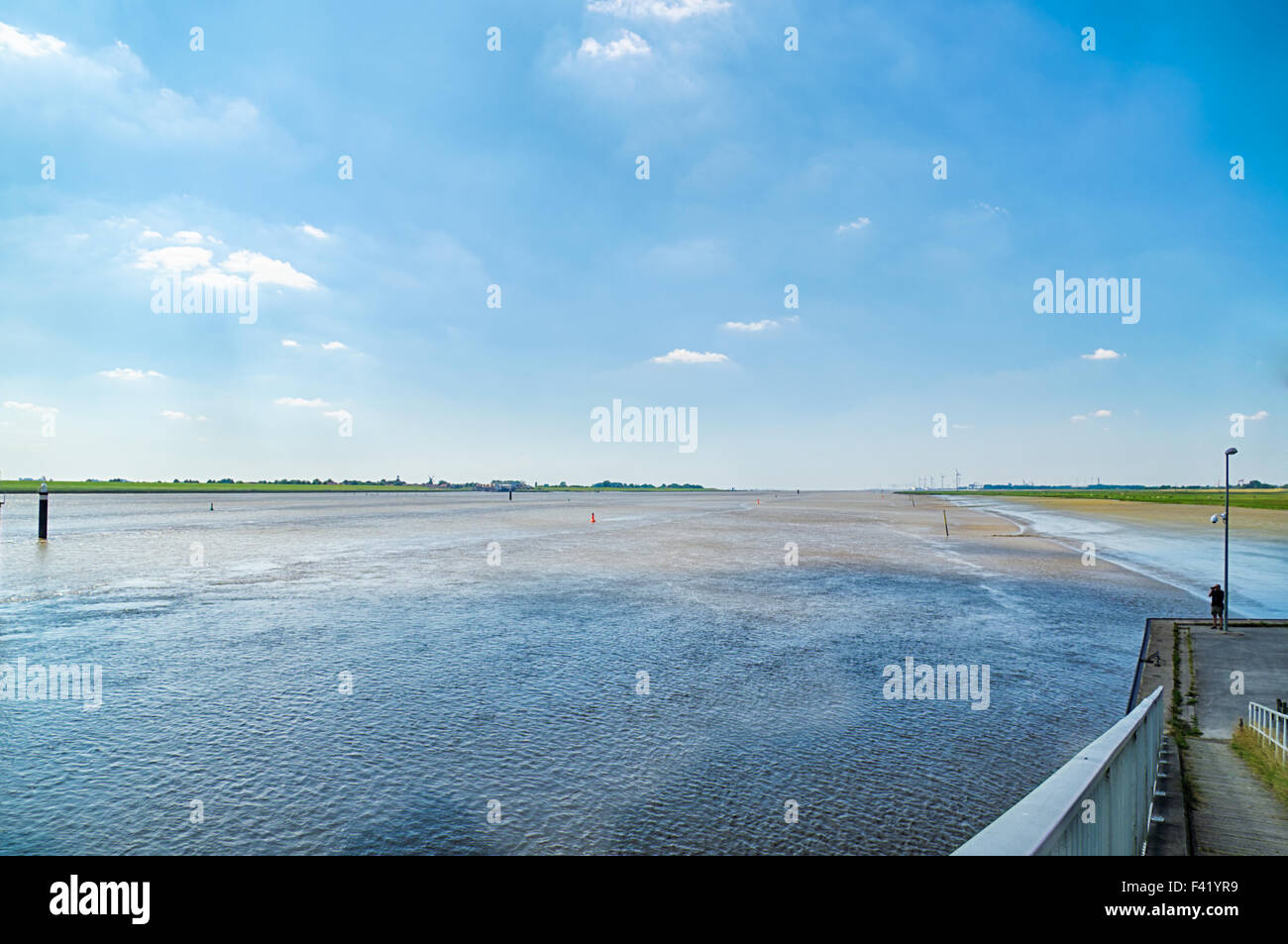Flood barrage hi-res stock photography and images - Alamy