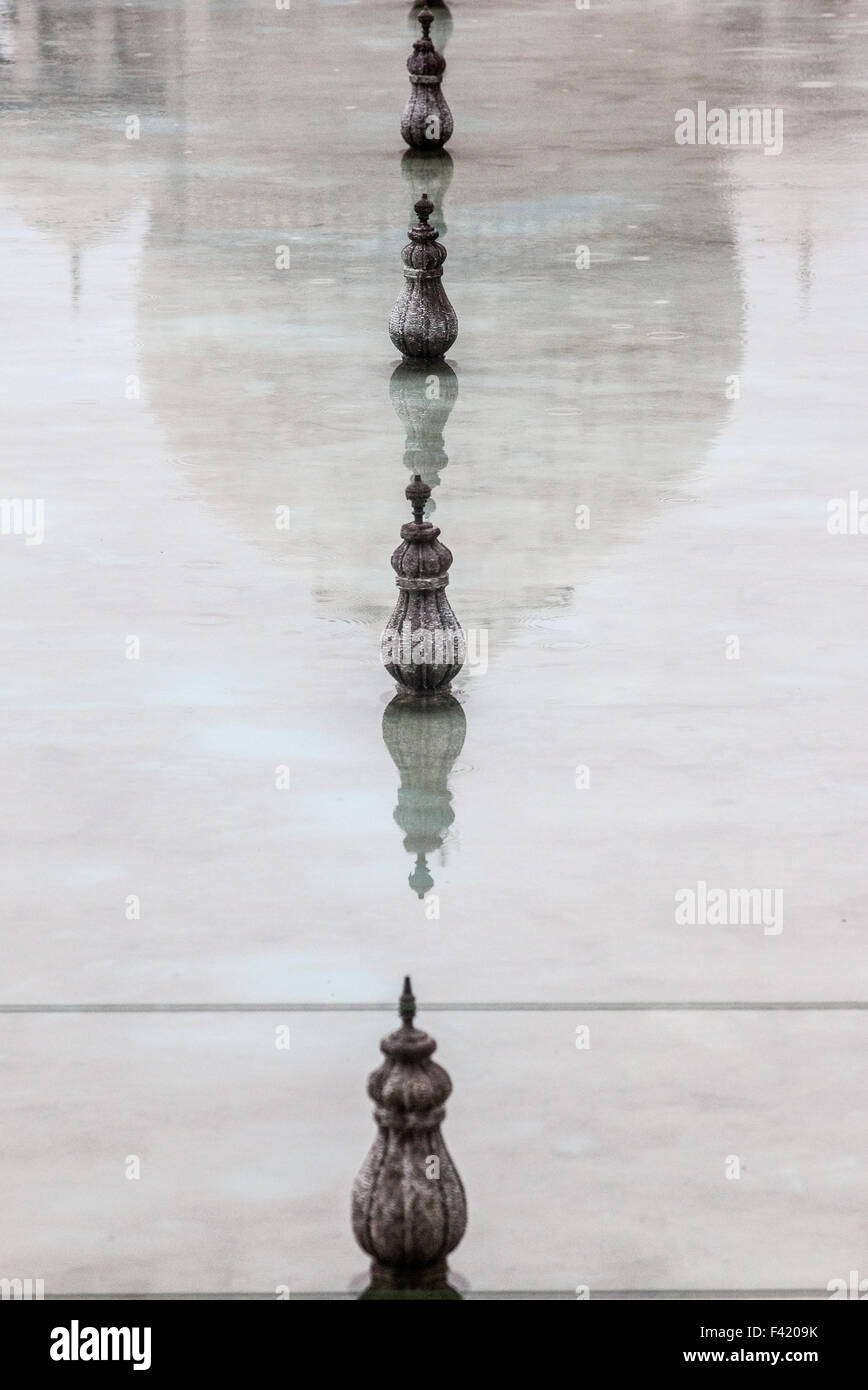 Taji hi-res stock photography and images - Alamy