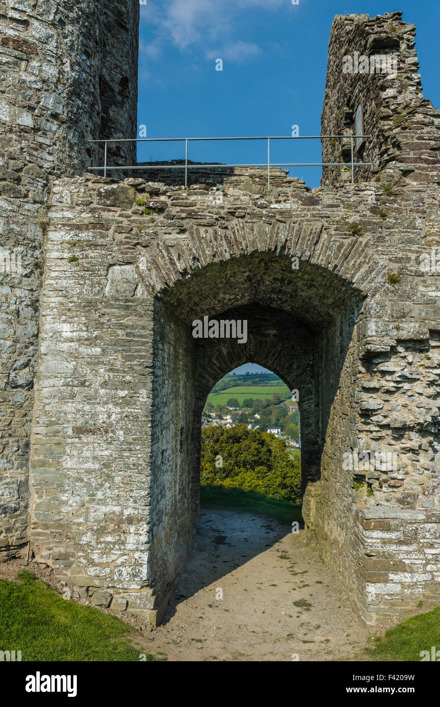 Llanstephan castle hi-res stock photography and images - Alamy