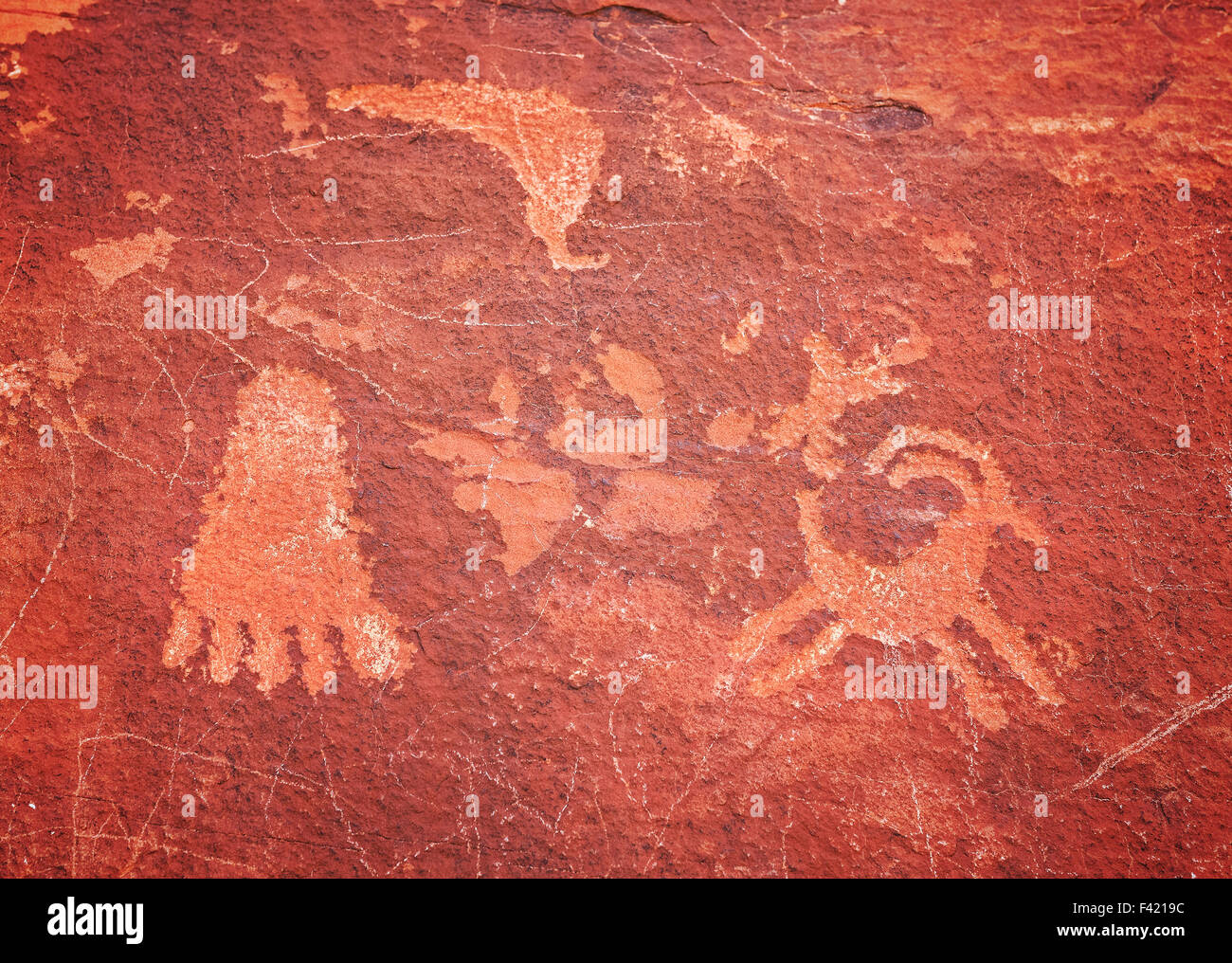 Ancient petroglyphs in Valley of Fire State Park, Nevada, USA Stock ...