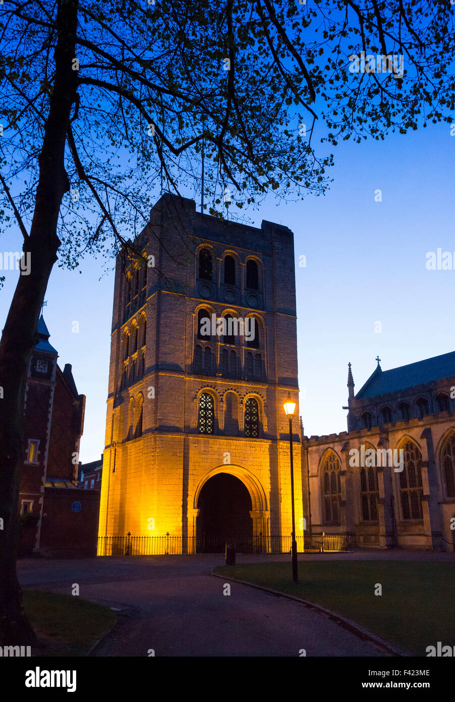 Norman tower at night Bury St Edmunds Stock Photo - Alamy