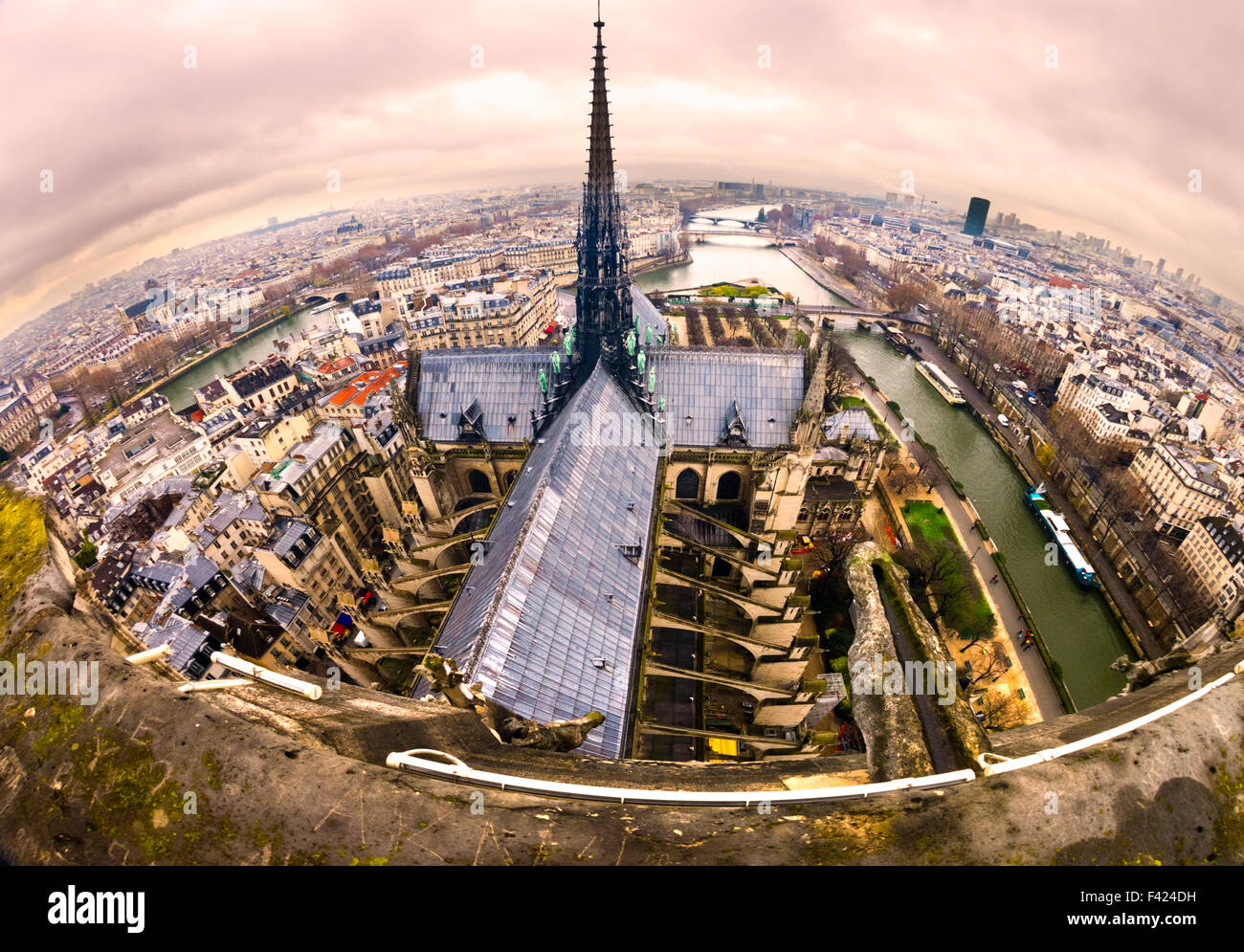 Notre dame cathedral paris aerial view hi-res stock photography and ...