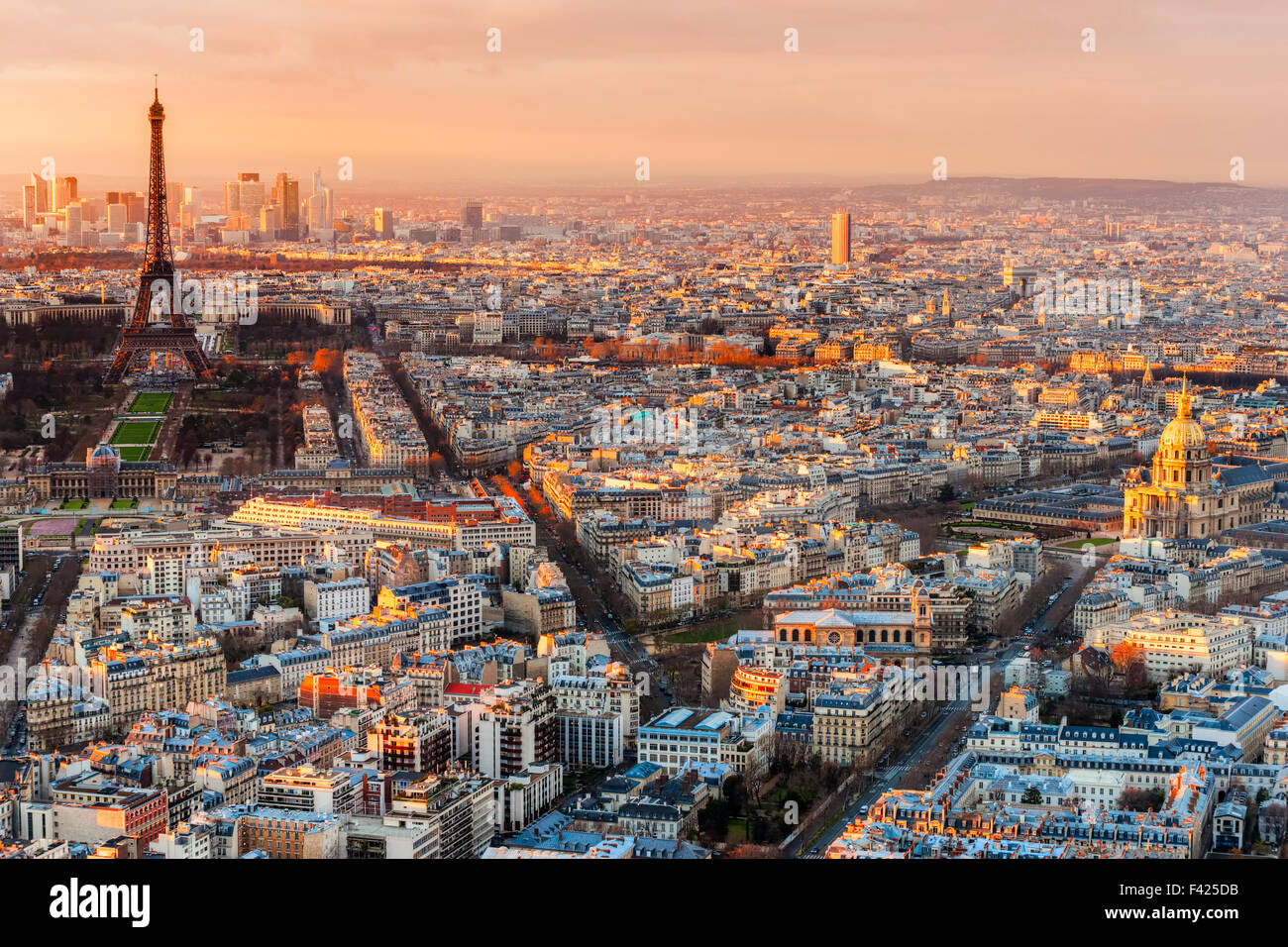 Wide city view eiffel hi-res stock photography and images - Alamy