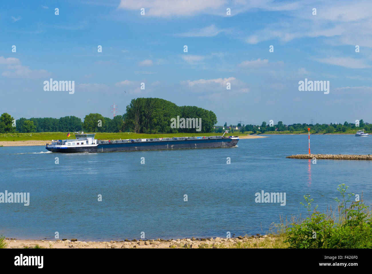 Cargo barge on rhine river hi-res stock photography and images - Alamy