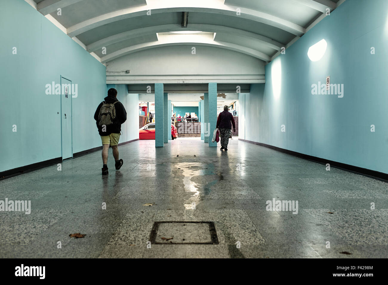 Crewe walkway to bus station Stock Photo - Alamy
