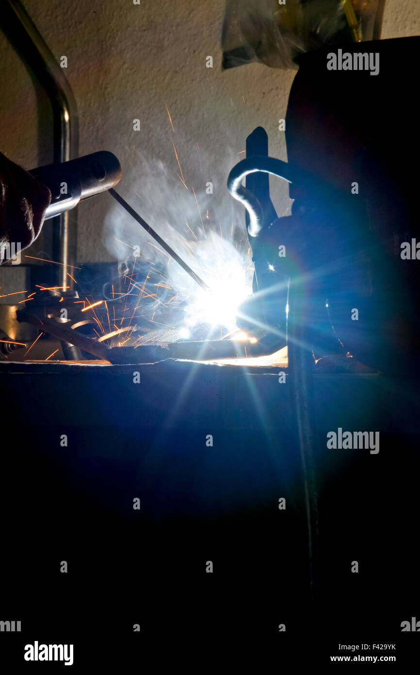 Stick welding hi-res stock photography and images - Alamy