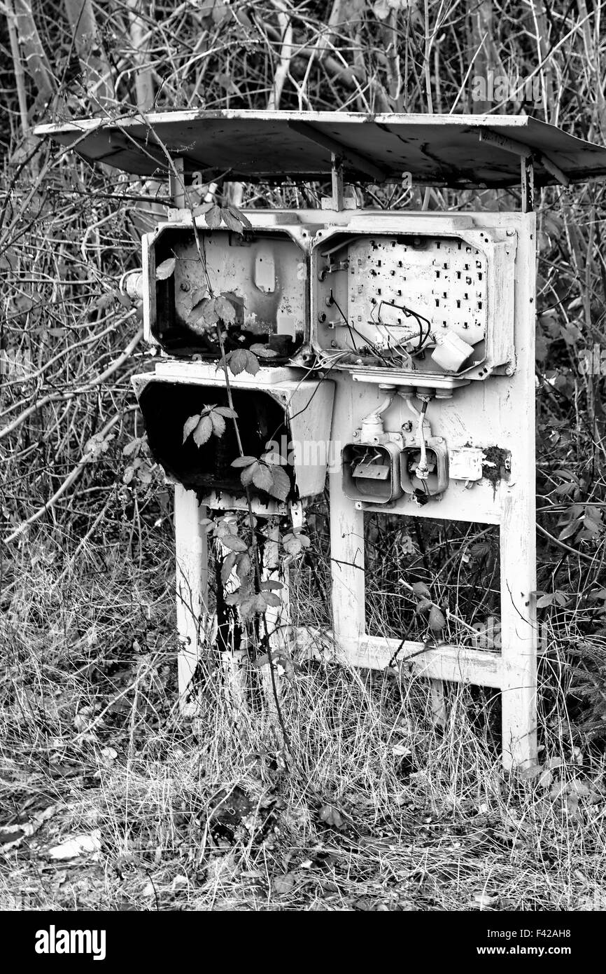 old electrical box Stock Photo - Alamy