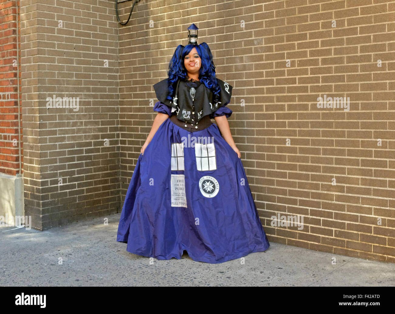 Doctor who tardis hi-res stock photography and images - Alamy