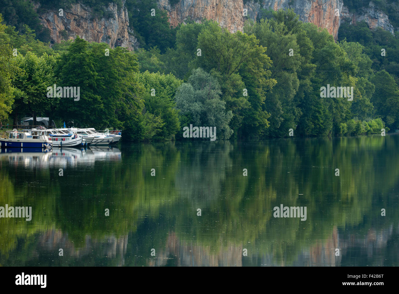 the River Lot at Vers, Quercy, France Stock Photo - Alamy